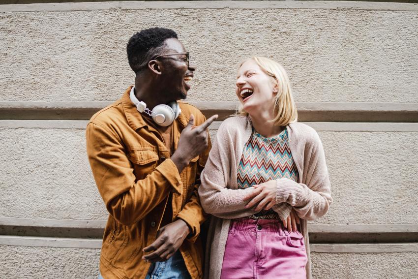 30+ Funny Compliments That Are So Oddly Cute They'll Make Anyone Laugh ...