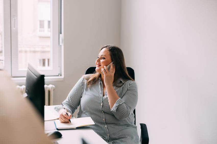 10 'Weird' Habits People Have (But Don't Admit To) | LoveToKnow