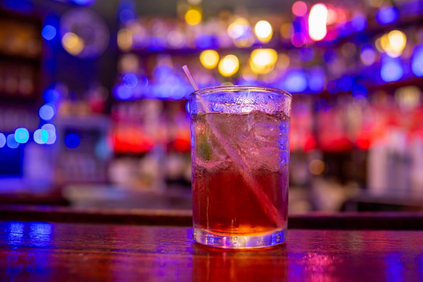 9 Crown Royal Cocktails Fit For A King Or Queen Lovetoknow