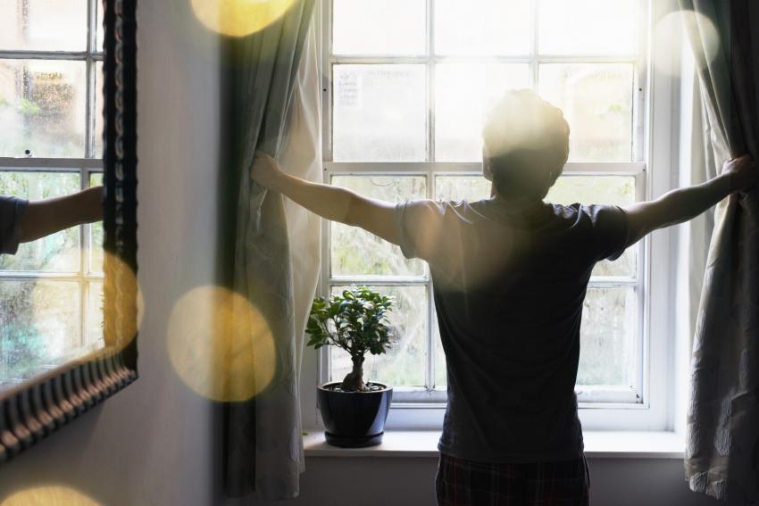 9 Realistic Ways to Become a Morning Person | LoveToKnow