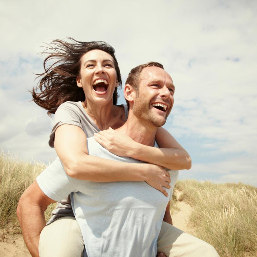 12 Must-Try Selfie and Profile Picture Ideas for Showing Your Best Self ...