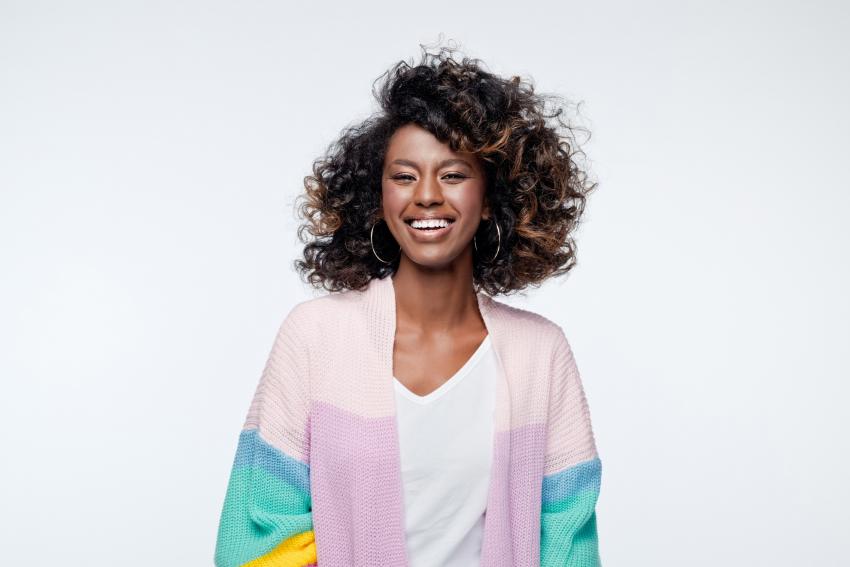 12 Must-Try Selfie and Profile Picture Ideas for Showing Your Best Self ...