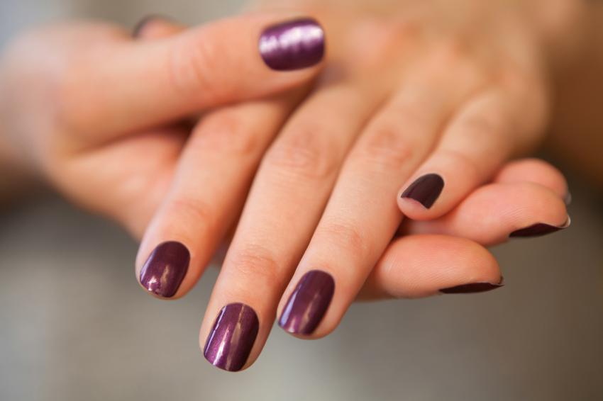 15 Chic & Cozy November Nail Ideas From Holiday to Every Day | LoveToKnow