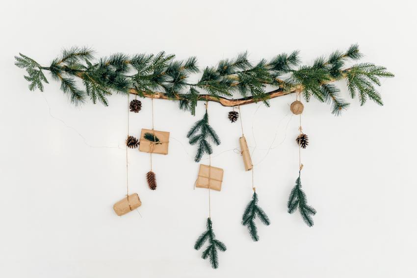 16 Festive Christmas Tree Alternatives for the Holiday Nonconformist ...