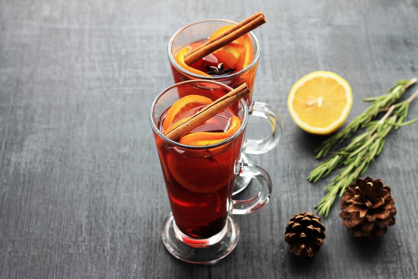 7 Hot Mocktails to Keep You Warm & Cozy All Winter Long | LoveToKnow