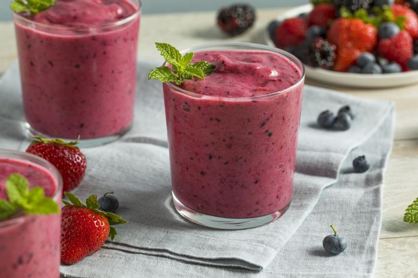11 Fruit Smoothie Recipes to Put in Your Breakfast Rotation ASAP ...