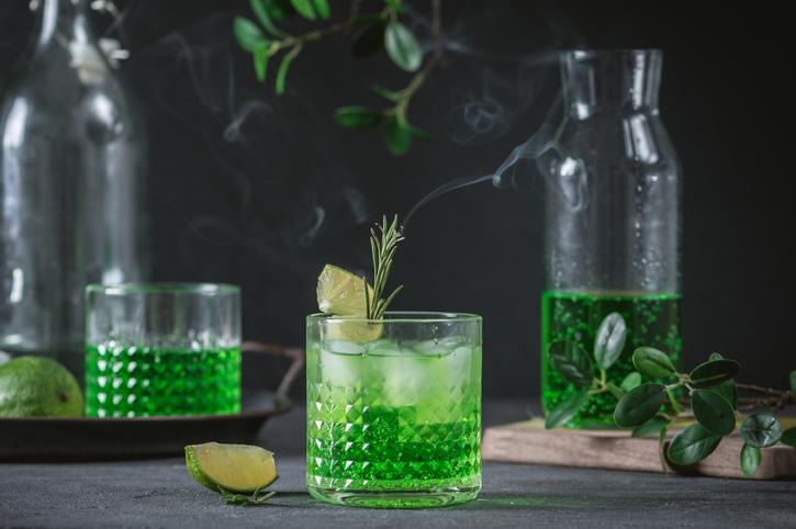 6 Green Mocktails Perfect for Holiday Grinches & Merry Makers | LoveToKnow