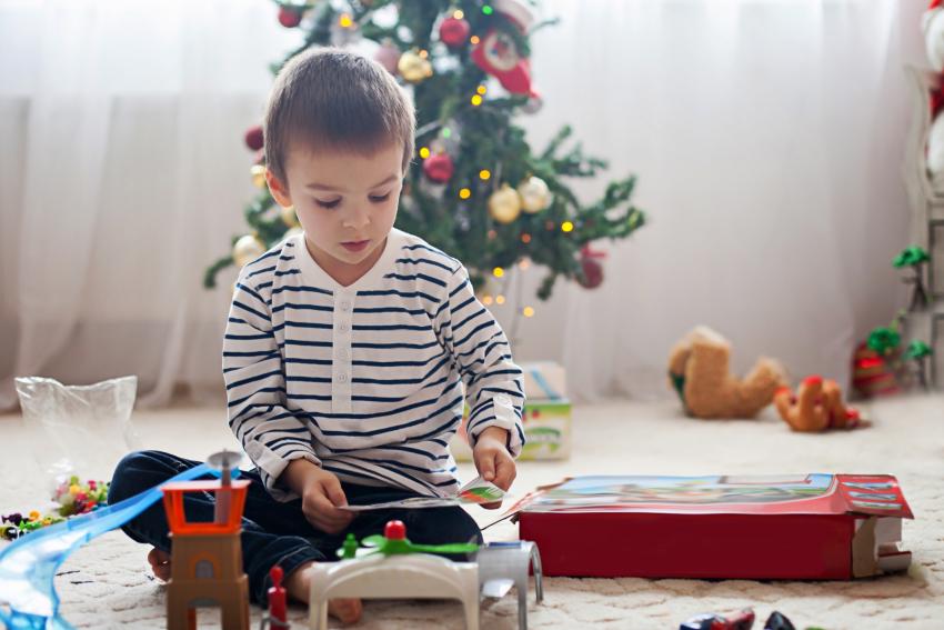 12 Easy Christmas Safety Tips for the Happiest Holiday | LoveToKnow