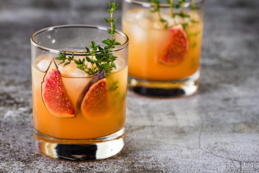 7 Hot Honey Cocktails for Sweet Sizzling Sips | LoveToKnow