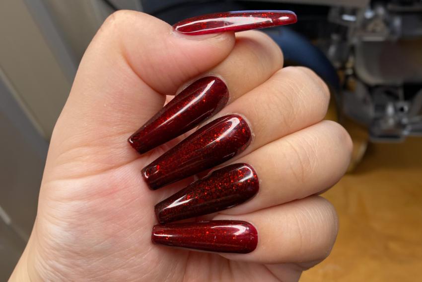 41 Clever Christmas Nail Ideas to Wrap Yourself in Style | LoveToKnow