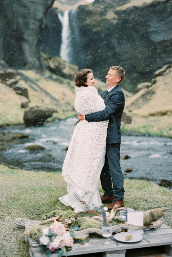 16 Stylish Ideas for Cozy Winter Weddings | LoveToKnow