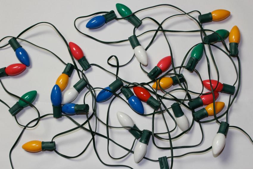 12 Rad Ways We Celebrated Christmas in the 80s | LoveToKnow