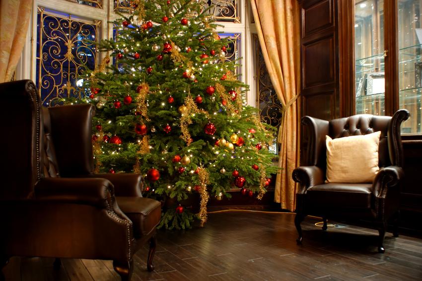 10 Christmas Traditions From Around the World We Can’t Wait to Try ...