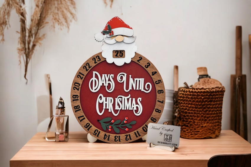 20 Ways to Make Spirits Bright With Christmas Office Decor | LoveToKnow