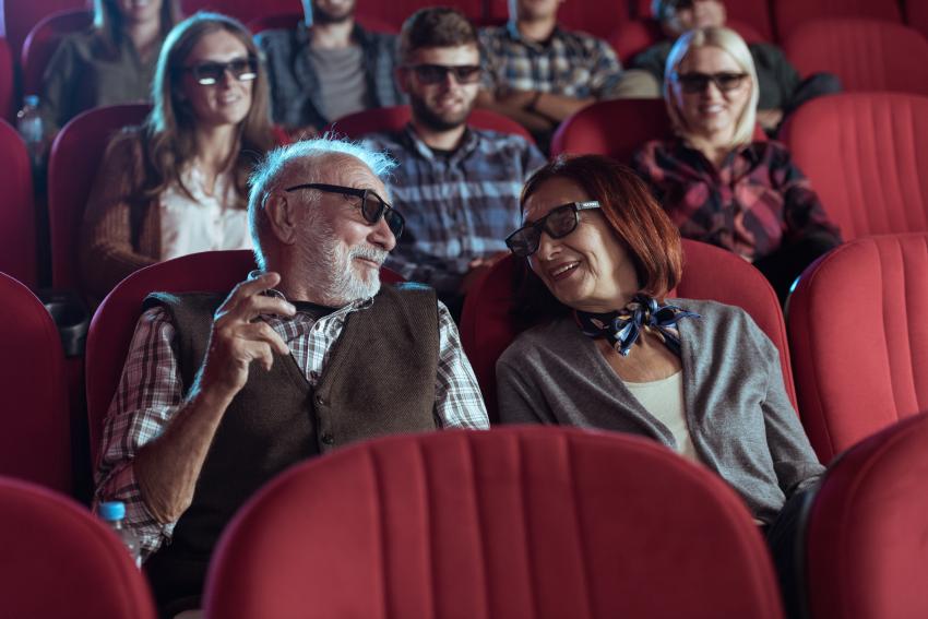 Tinder First Date Ideas Worth Swiping Right For | LoveToKnow