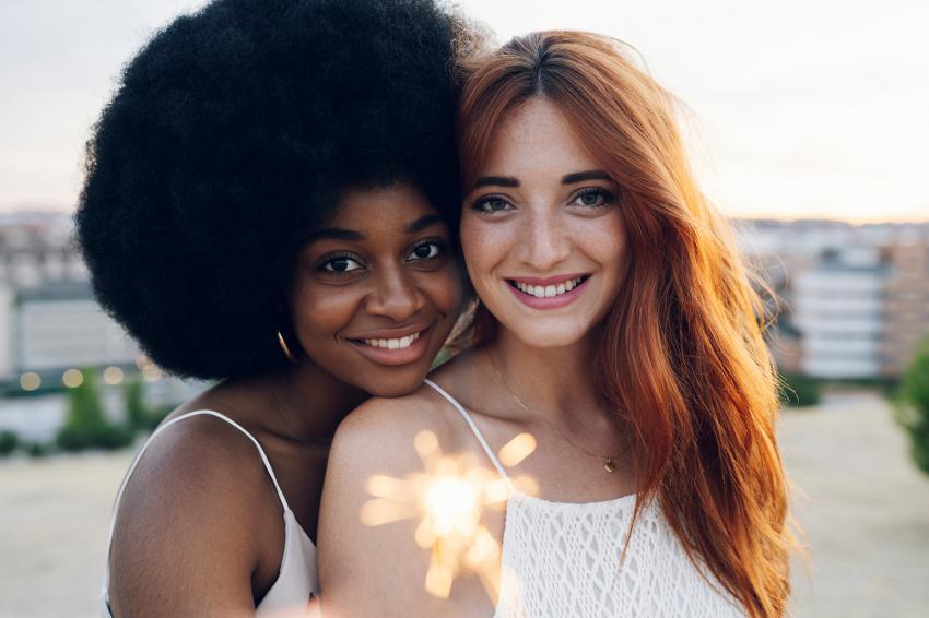 16 Friendship Poses That Show Off Your Bond | LoveToKnow