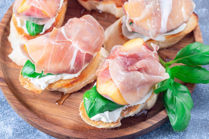 18 Cheap, Easy Appetizers That Celebrate Saving Time & Money | LoveToKnow