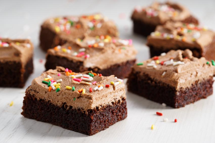 13 Out-of-the-Box Cake Mix Recipes to Sweeten Your Life | LoveToKnow