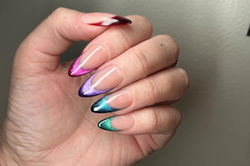 18 Colorful Nail Ideas Inspired by Pantone's Colors of the Year ...