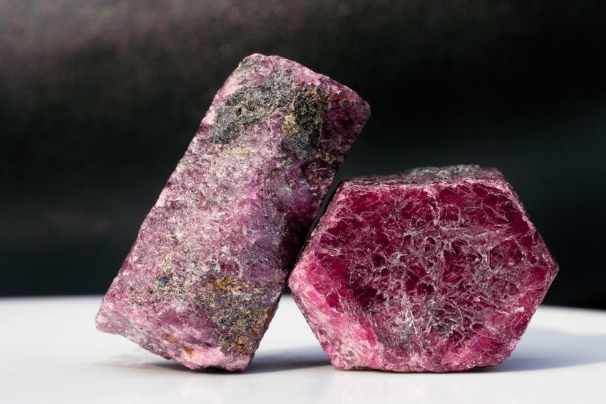 8 Feng Shui Crystals to Add Positive Vibes to Your Life | LoveToKnow