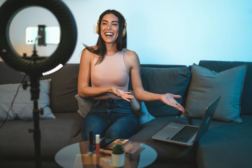 12 Lessons Boomers & Gen X Can Learn From Millennials & Gen Z | LoveToKnow