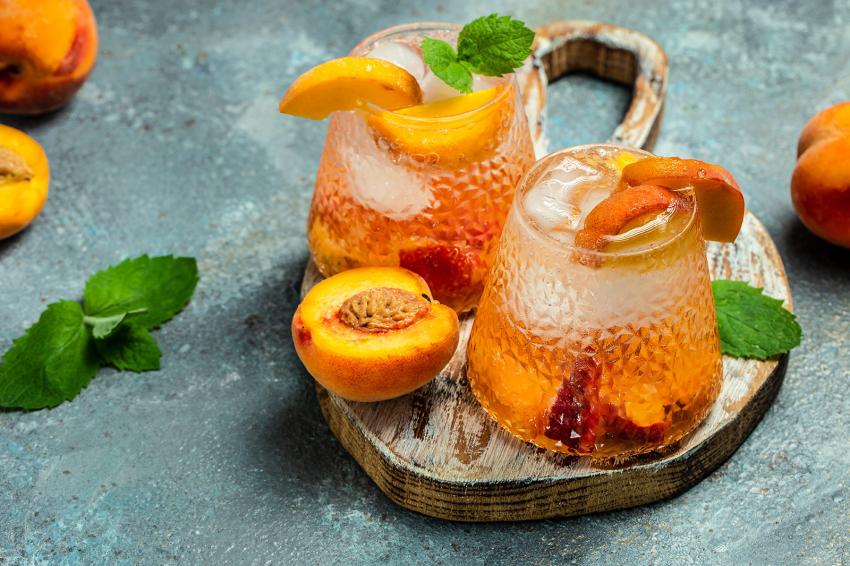 Colorful Cocktails Inspired by Pantone's Colors of the Year | LoveToKnow