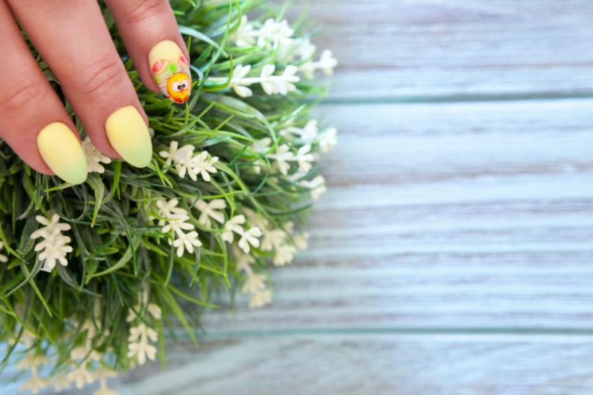 11 Easter Nail Ideas & Art That'll Put Some Spring in Your Step ...