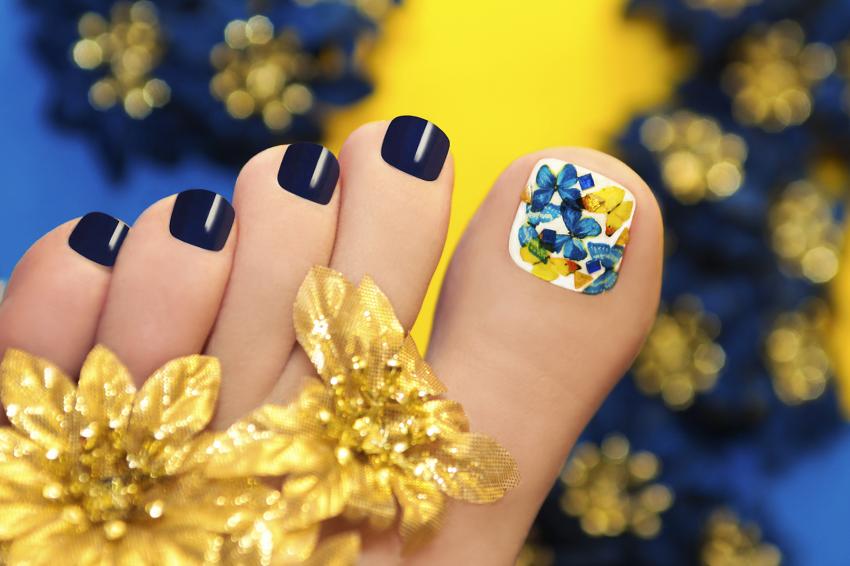 9 Spring Pedicure Ideas for Dazzling Twinkle Toes | LoveToKnow