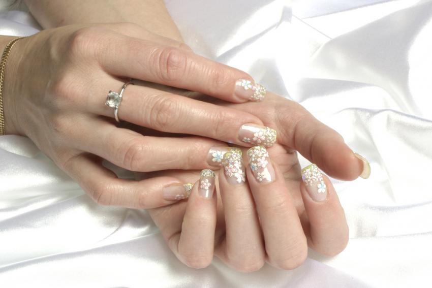10 Prom Nail Ideas: Sparkling Designs to Complete Your Look | LoveToKnow