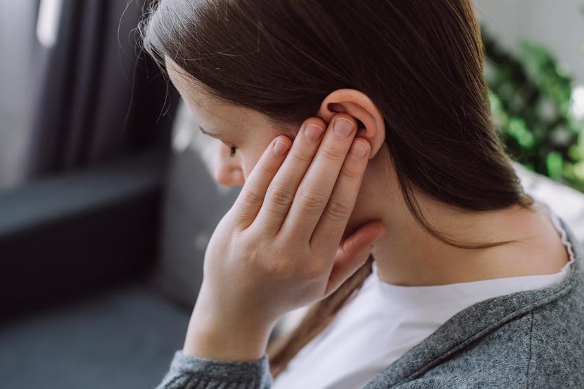 18 Signs Your Soulmate Is Thinking of You Right Now | LoveToKnow