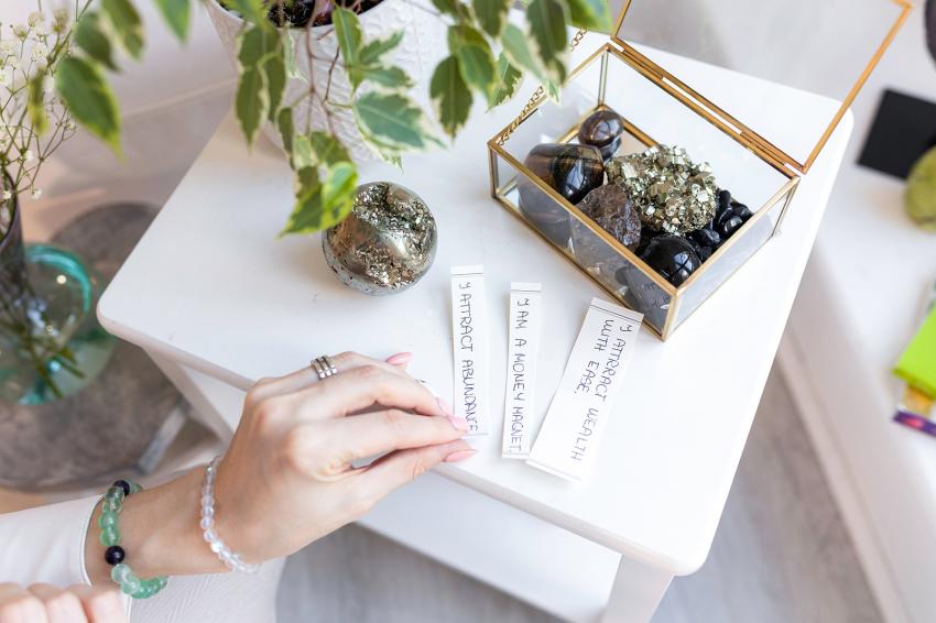 How to Attract Money: 9 Vibrational Methods | LoveToKnow