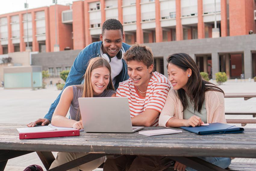 50+ Senior Project Ideas You'll Be Passionate About | LoveToKnow