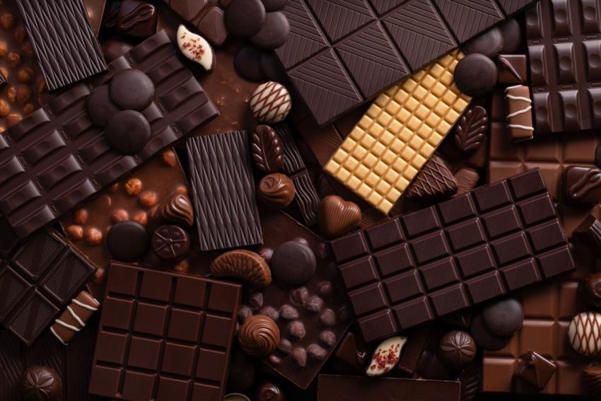 7 Best-Selling Candy Bars Around the World | LoveToKnow