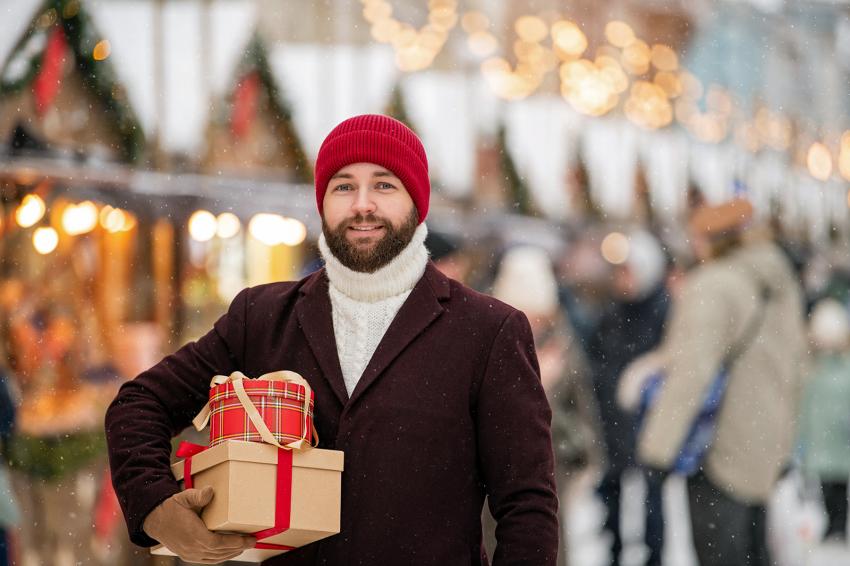 What Holiday Movie Trope Are You According to Your Sign | LoveToKnow