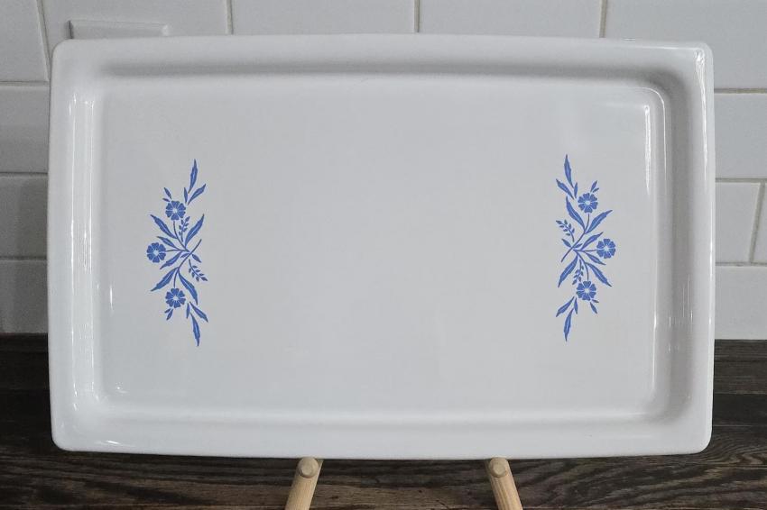 10+ Vintage Platters That Serve Food in Style | LoveToKnow