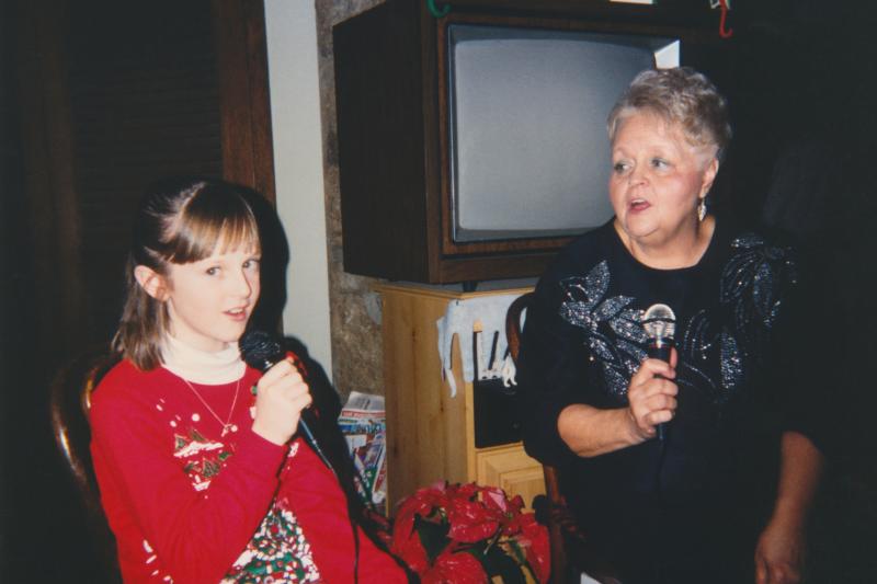 12 Rad Ways We Celebrated Christmas in the 80s | LoveToKnow