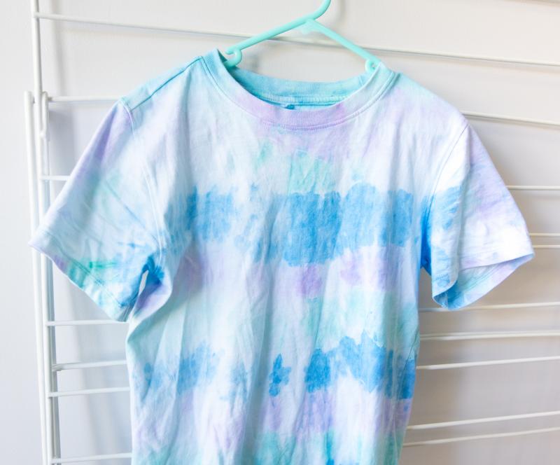 Don't Give Up: 4 Methods for Removing Old Stains From Clothes | LoveToKnow