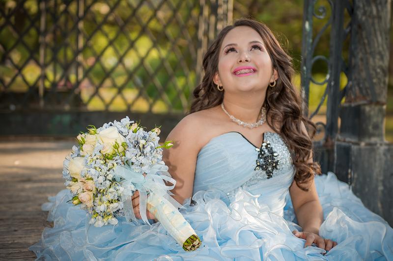 Sweet Quinceañera Quotes & Poems con Mucho Amor | LoveToKnow