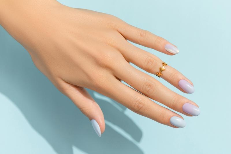 8 Enchanting Mermaid Nail Ideas With Ocean Magic | LoveToKnow