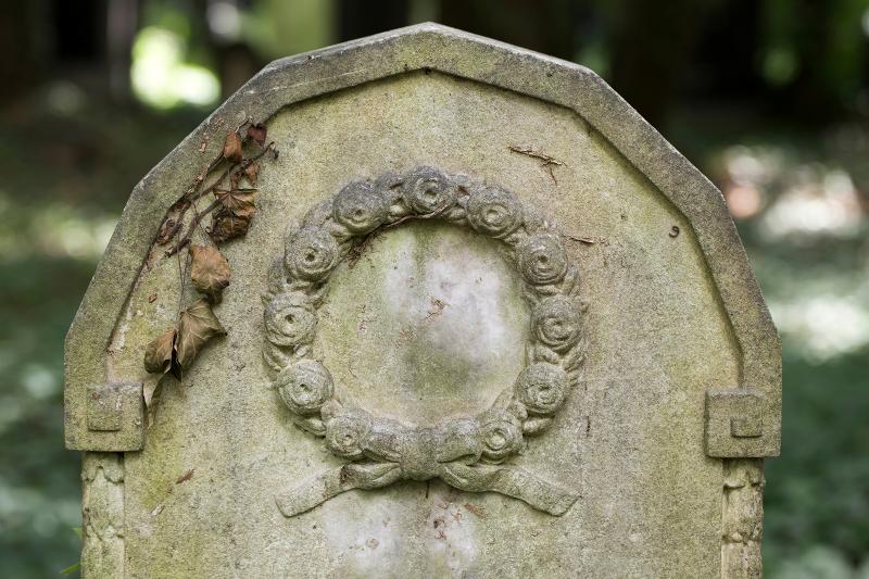 90 Common Headstone Symbols & What They Mean | LoveToKnow